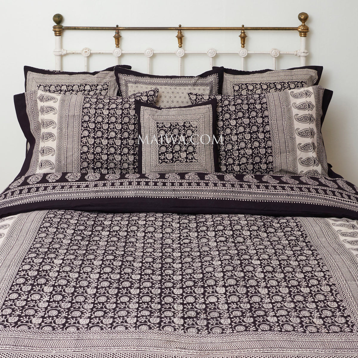 Stylized Paisley Bagh– MAIWA