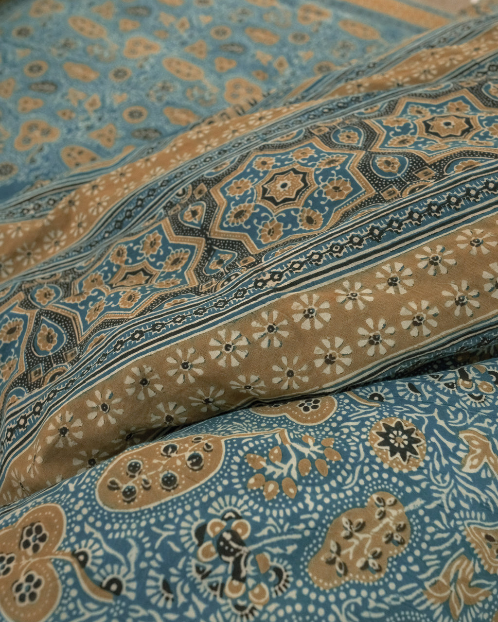 Organic Cotton Sheet - Ajrakh Golden Garden– MAIWA