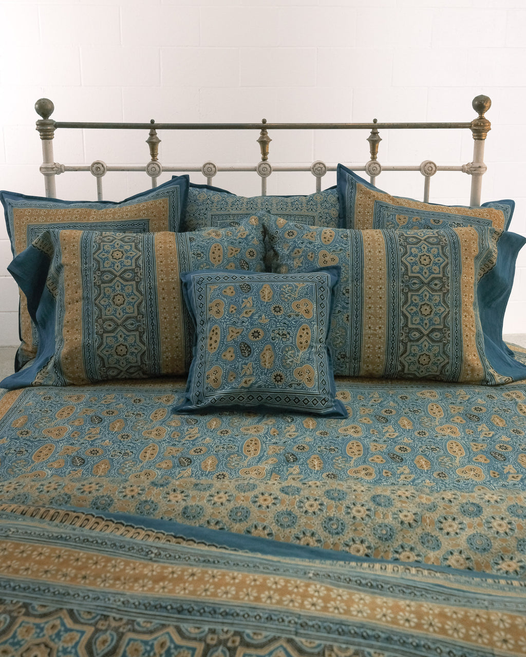 Organic Cotton Sheet - Ajrakh Golden Garden– MAIWA