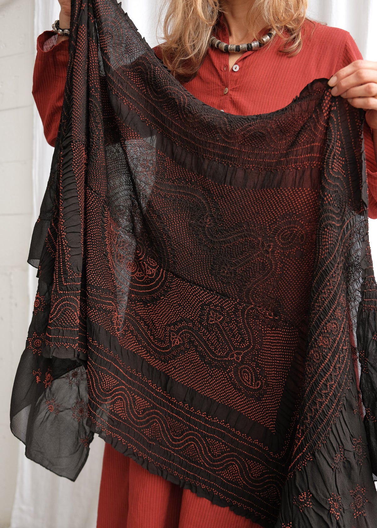 Shibori & Bandhani Shawls and Scarves– MAIWA