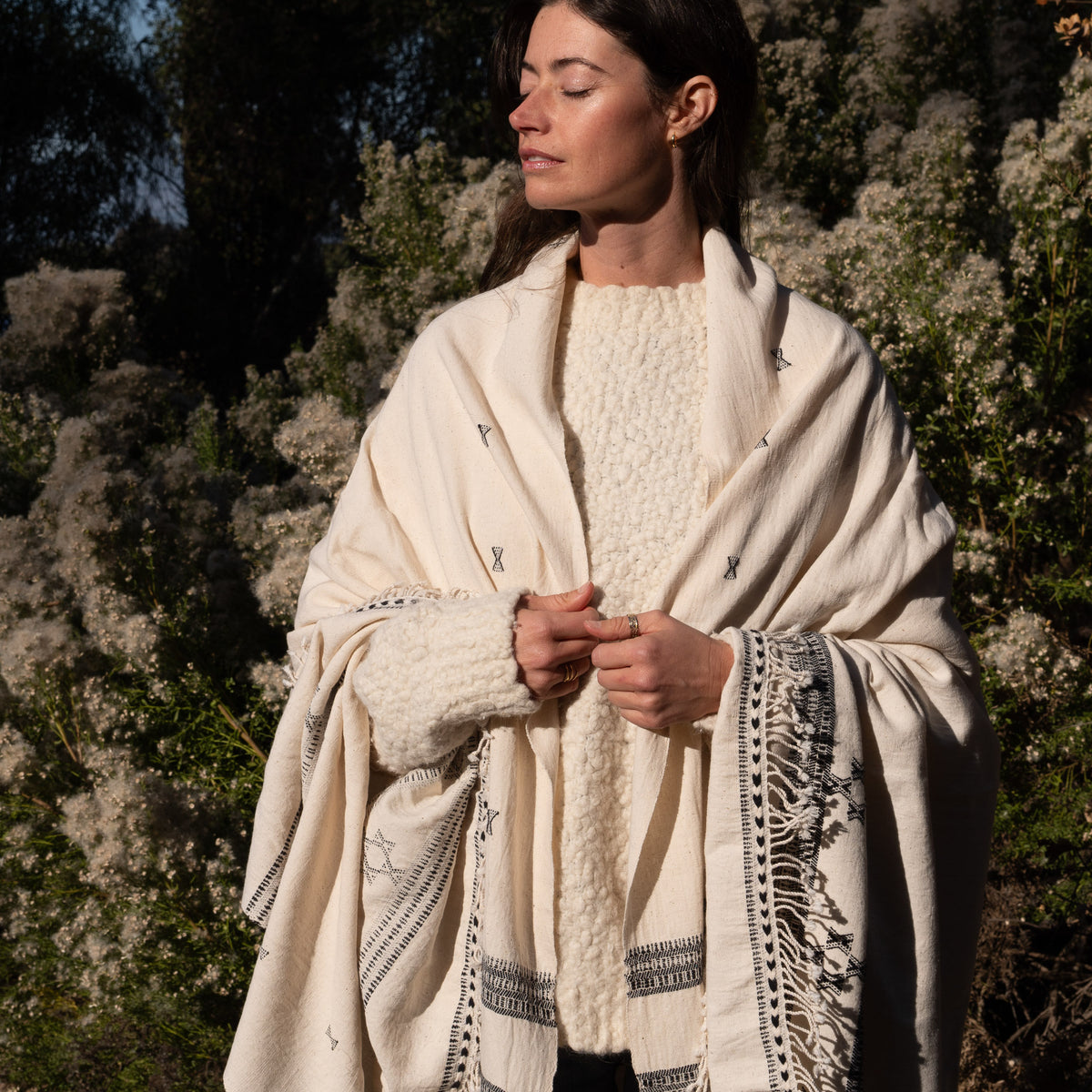 Bhujodi Blanket Shawl - Handwoven Kala Cotton - Symbols– MAIWA