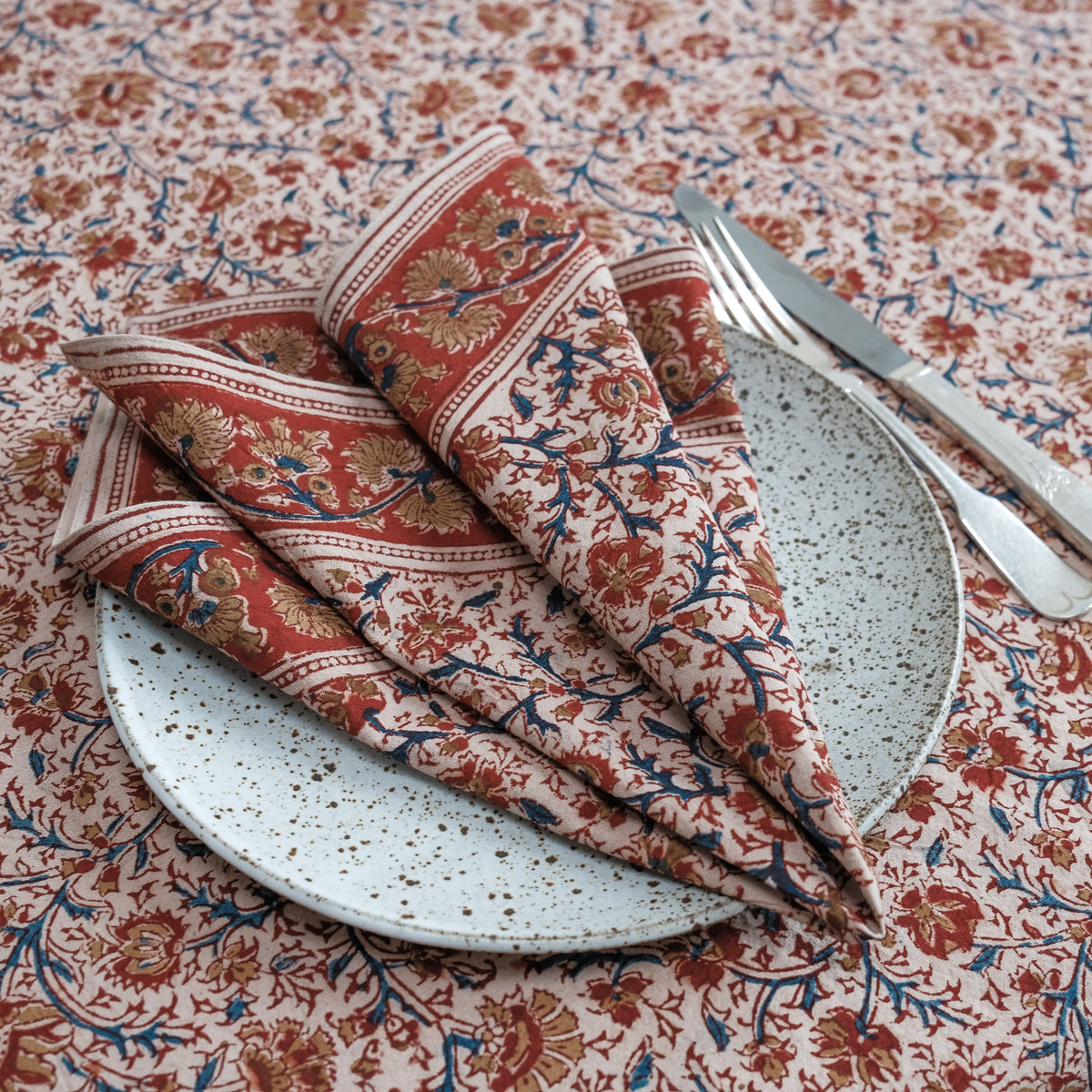 Tablecloths & Runners– MAIWA