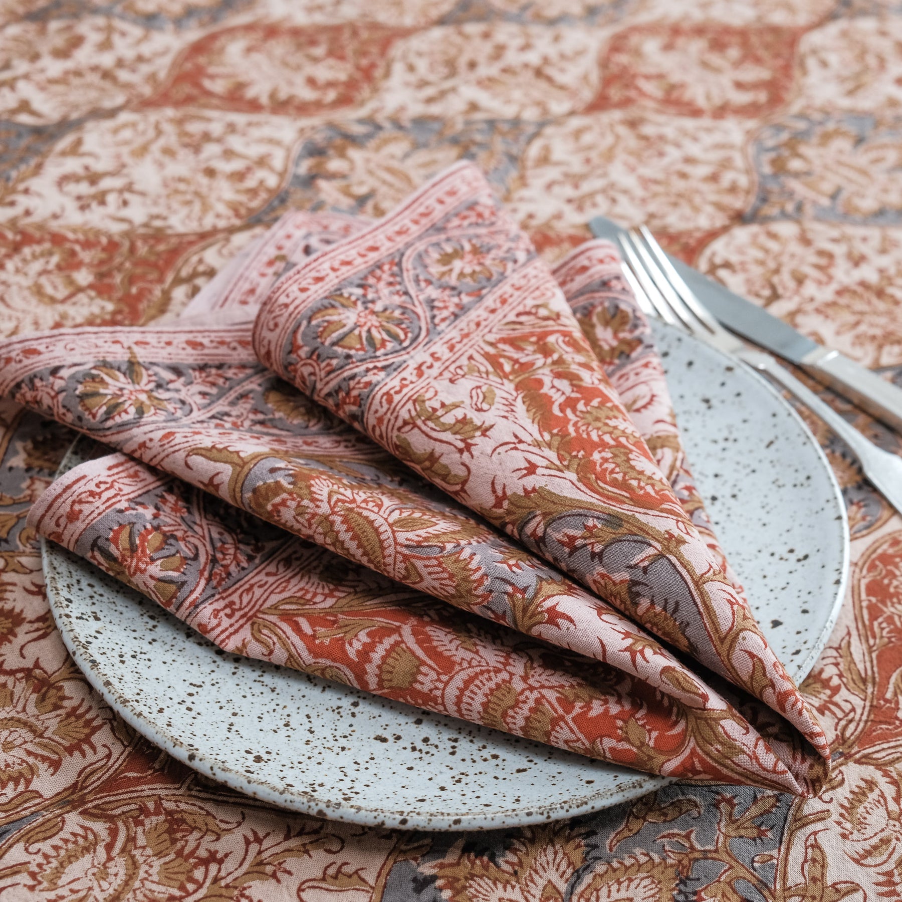 Tablecloths & Runners– MAIWA