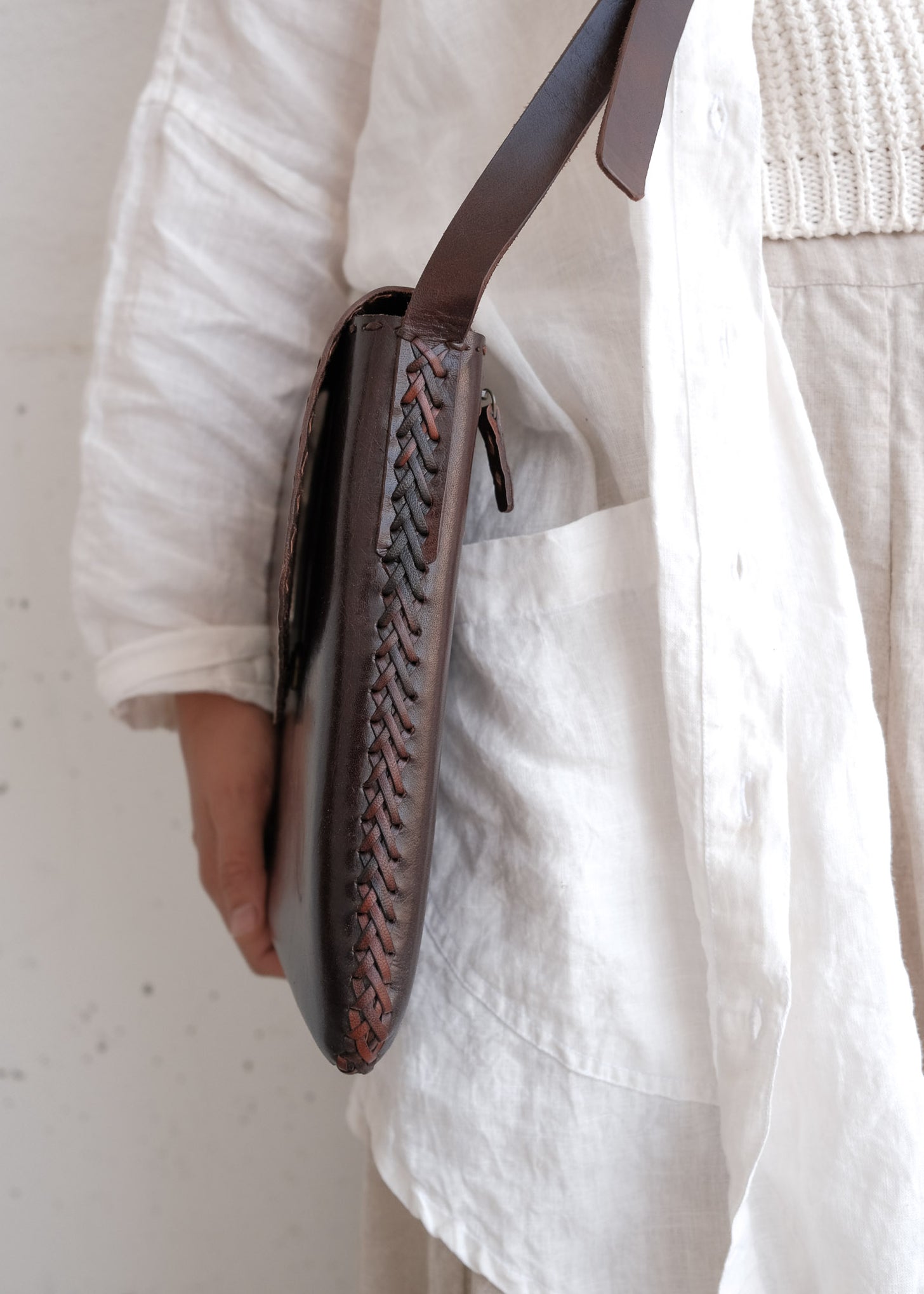 Leather Messenger Bag - Brown– MAIWA