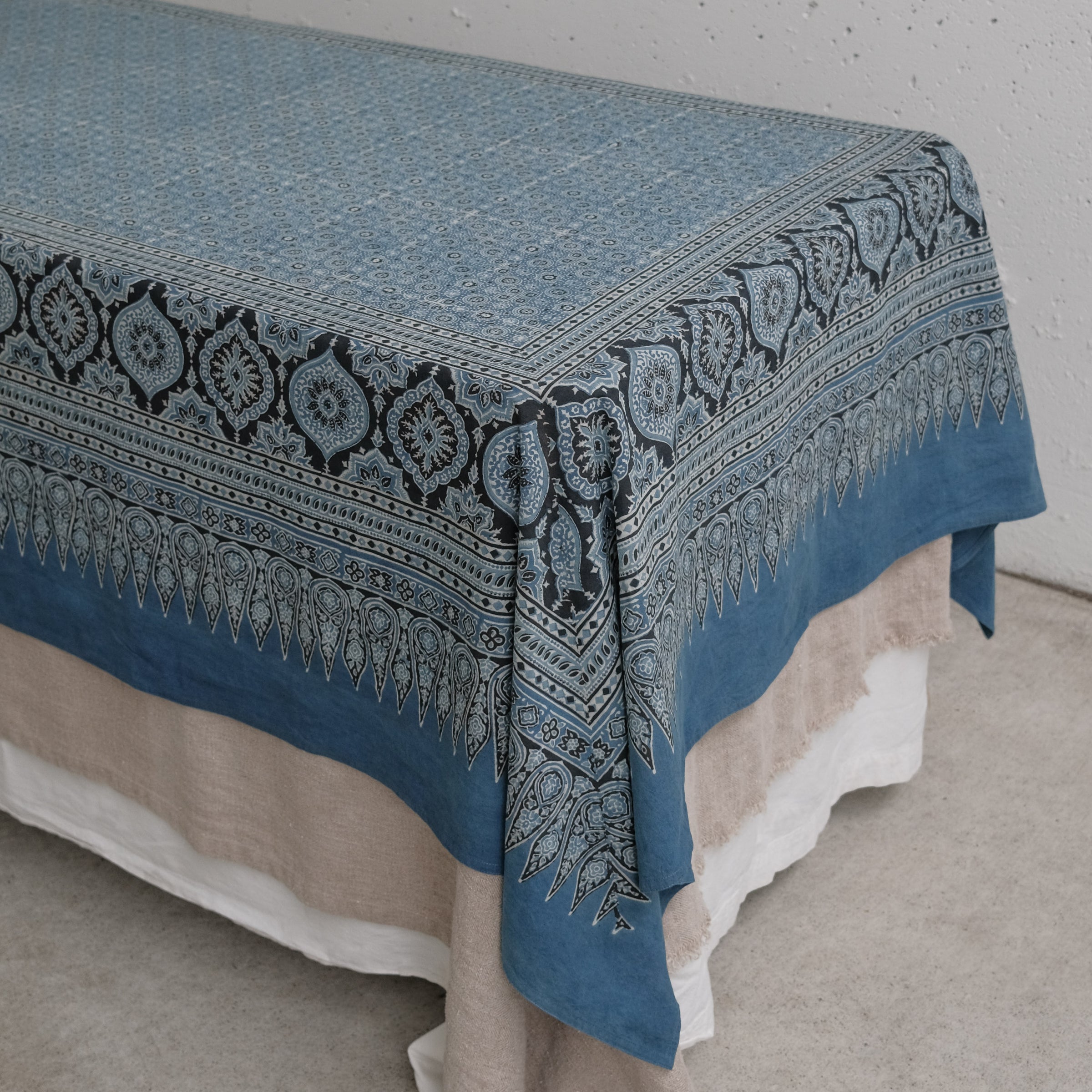 Tablecloths & Runners– MAIWA
