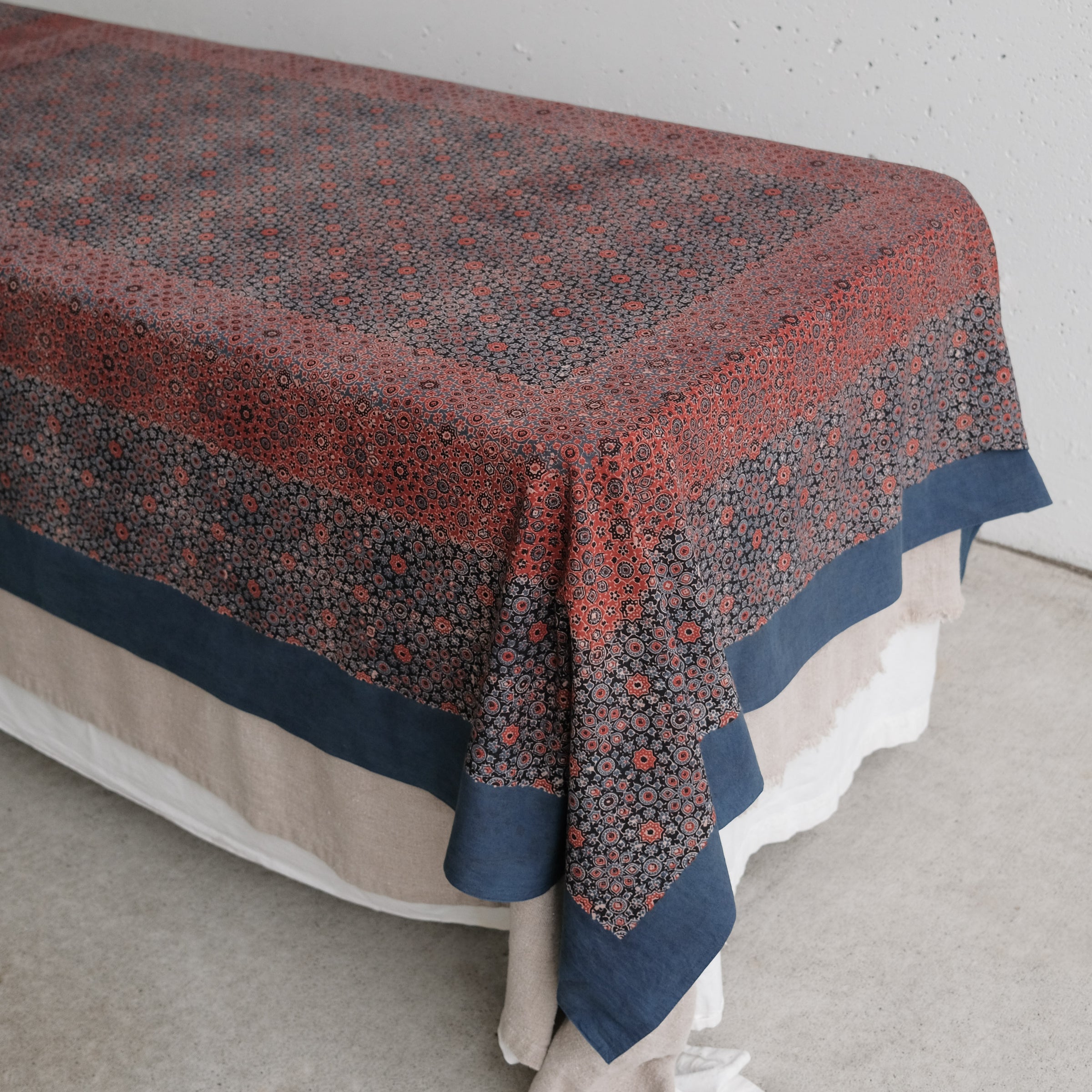Tablecloths & Runners– MAIWA