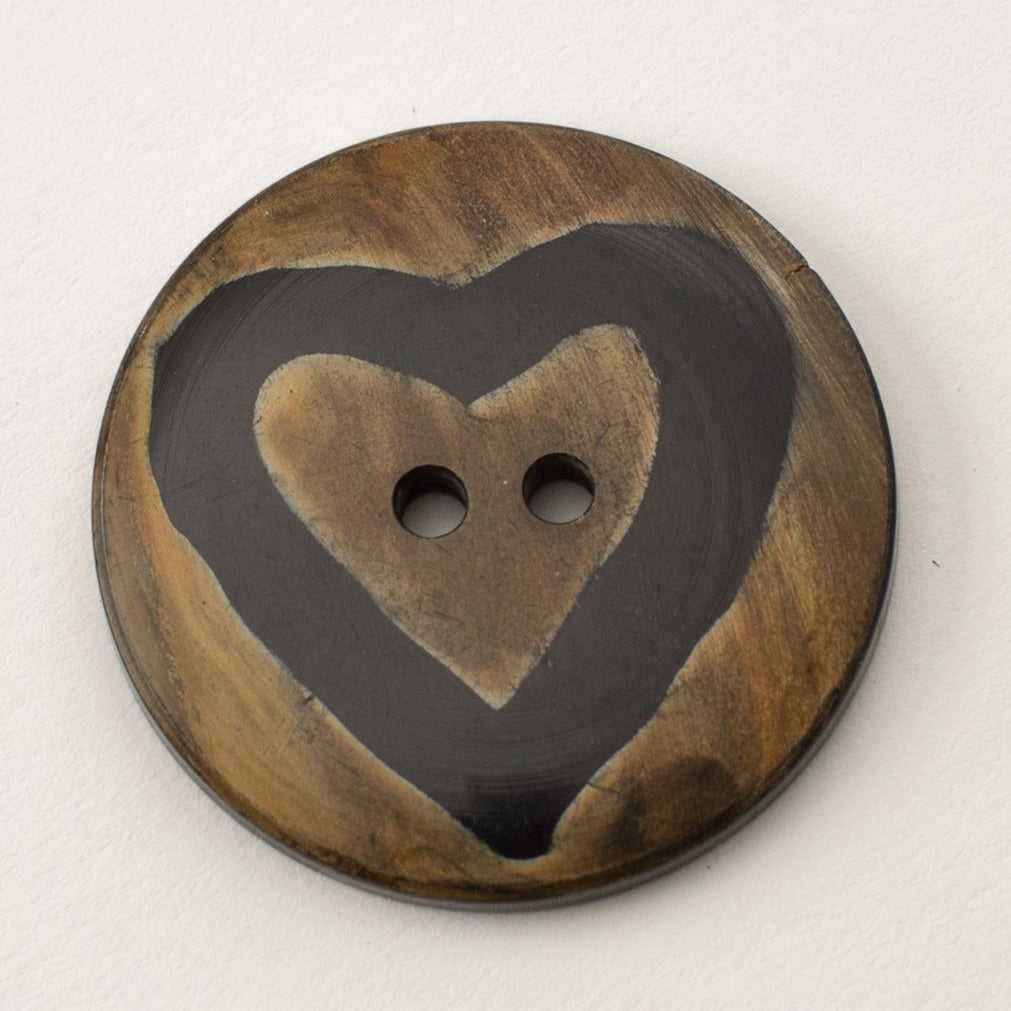 Handcarved Horn Button - Heart– MAIWA