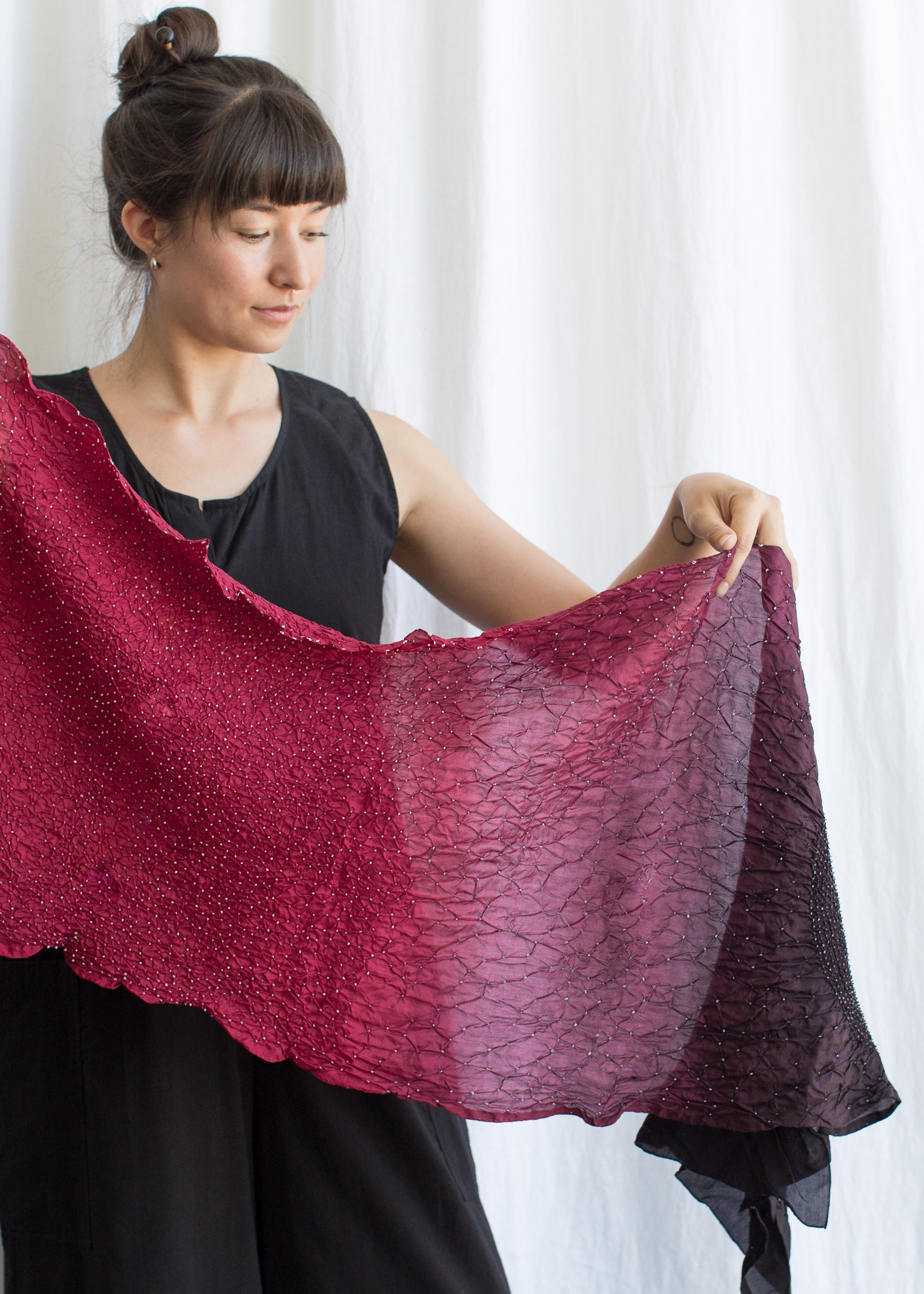 Shibori & Bandhani Shawls and Scarves– MAIWA