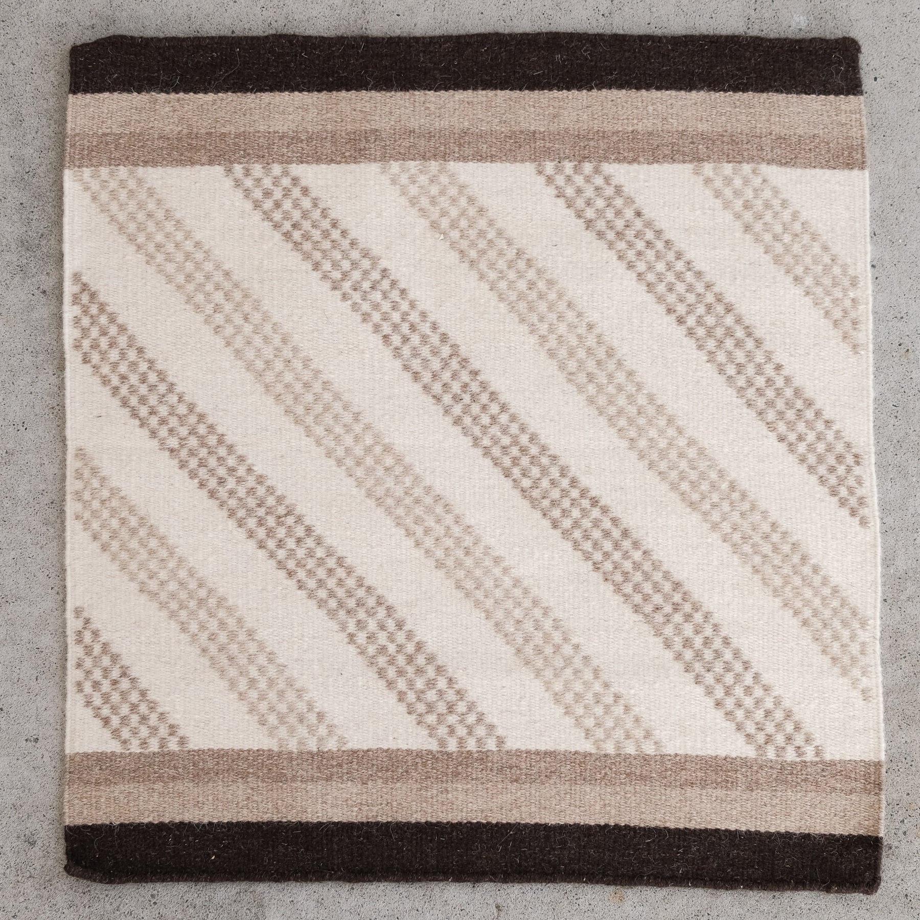 Jawaja Carpets– MAIWA