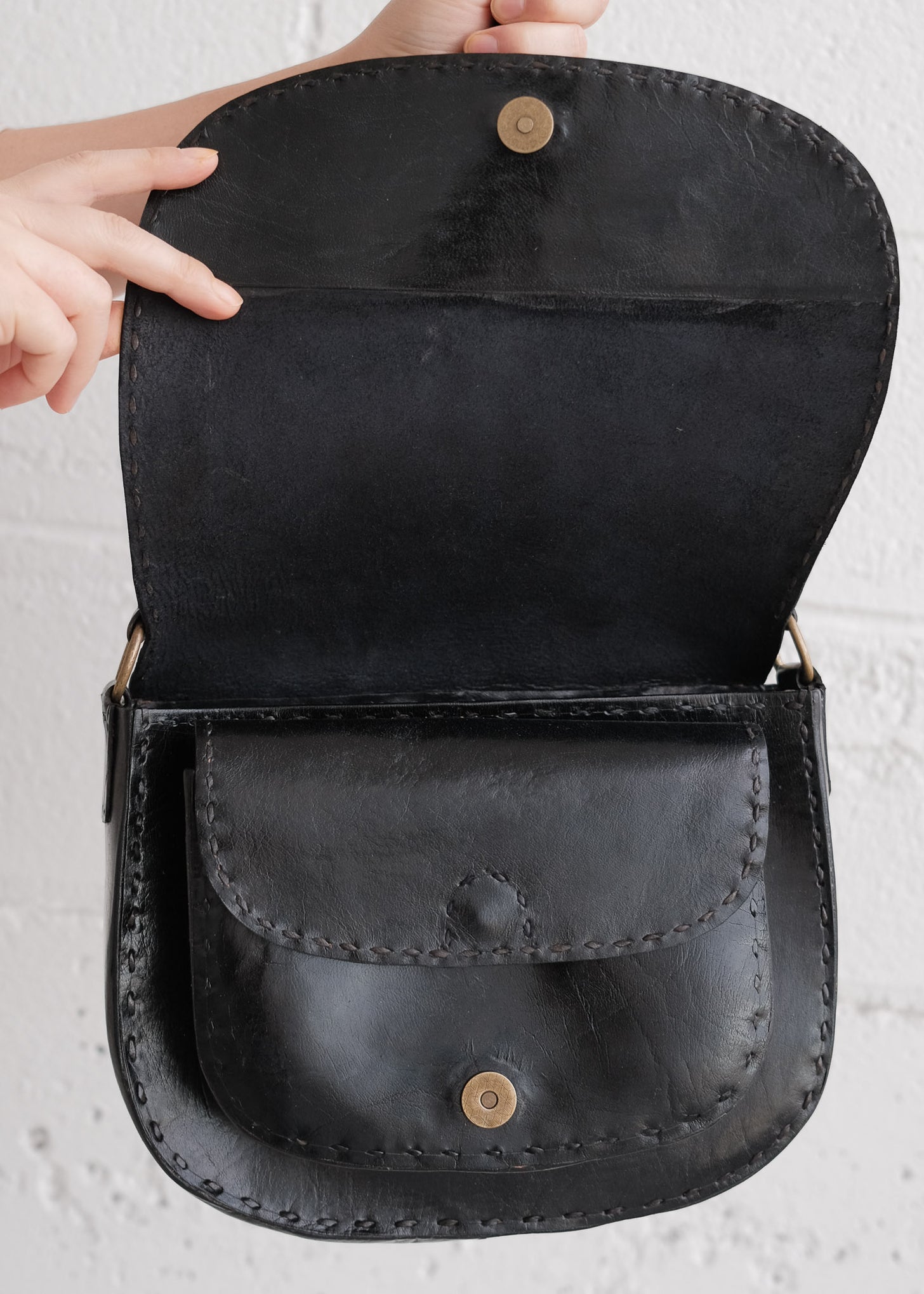 Leather Double Pocket Shoulder Bag - Black– MAIWA